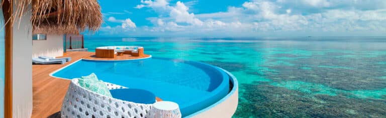 The Best Romantic Maldives Resorts: 14 Options for Couples